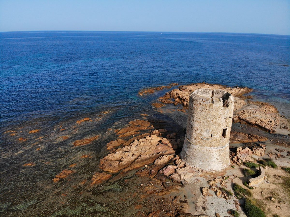 5 Reasons to Visit Sardinia - Art in Voyage